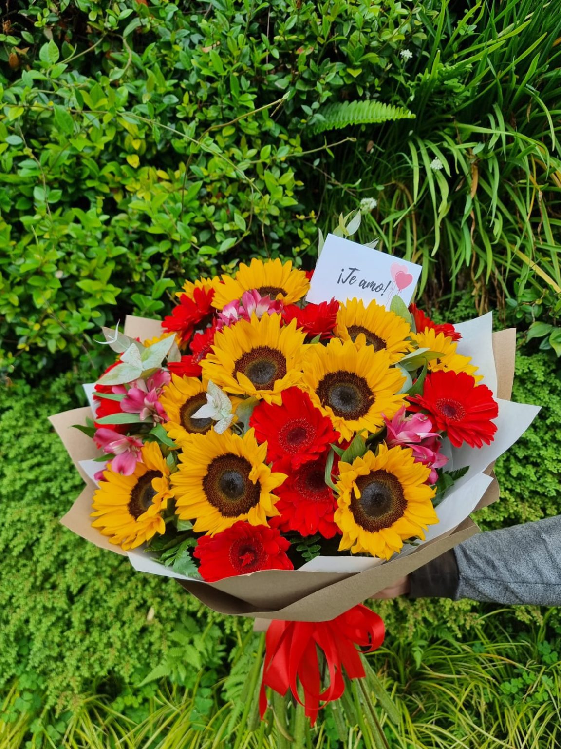 Ramo de Girasoles y Gerberas – FloristerÃ­a Sensaciones