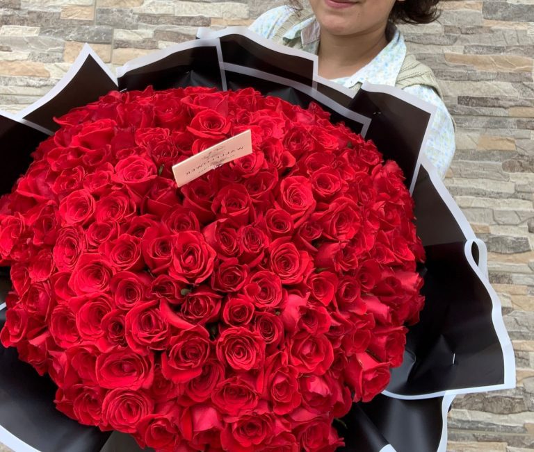 Ramo de 200 Rosas – FloristerÃ­a Sensaciones